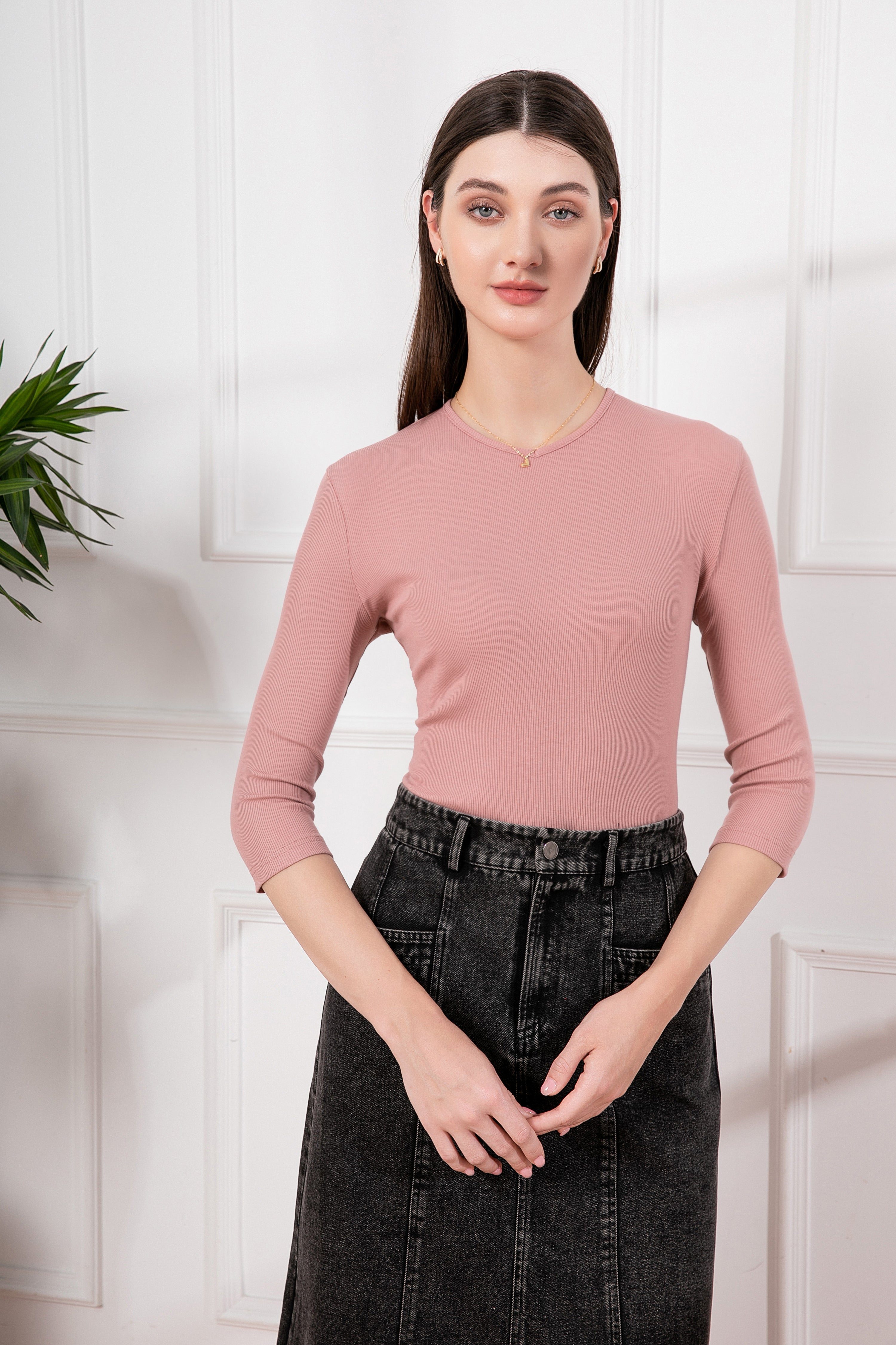 Ribbed V-Tee Adults – Ali Specials