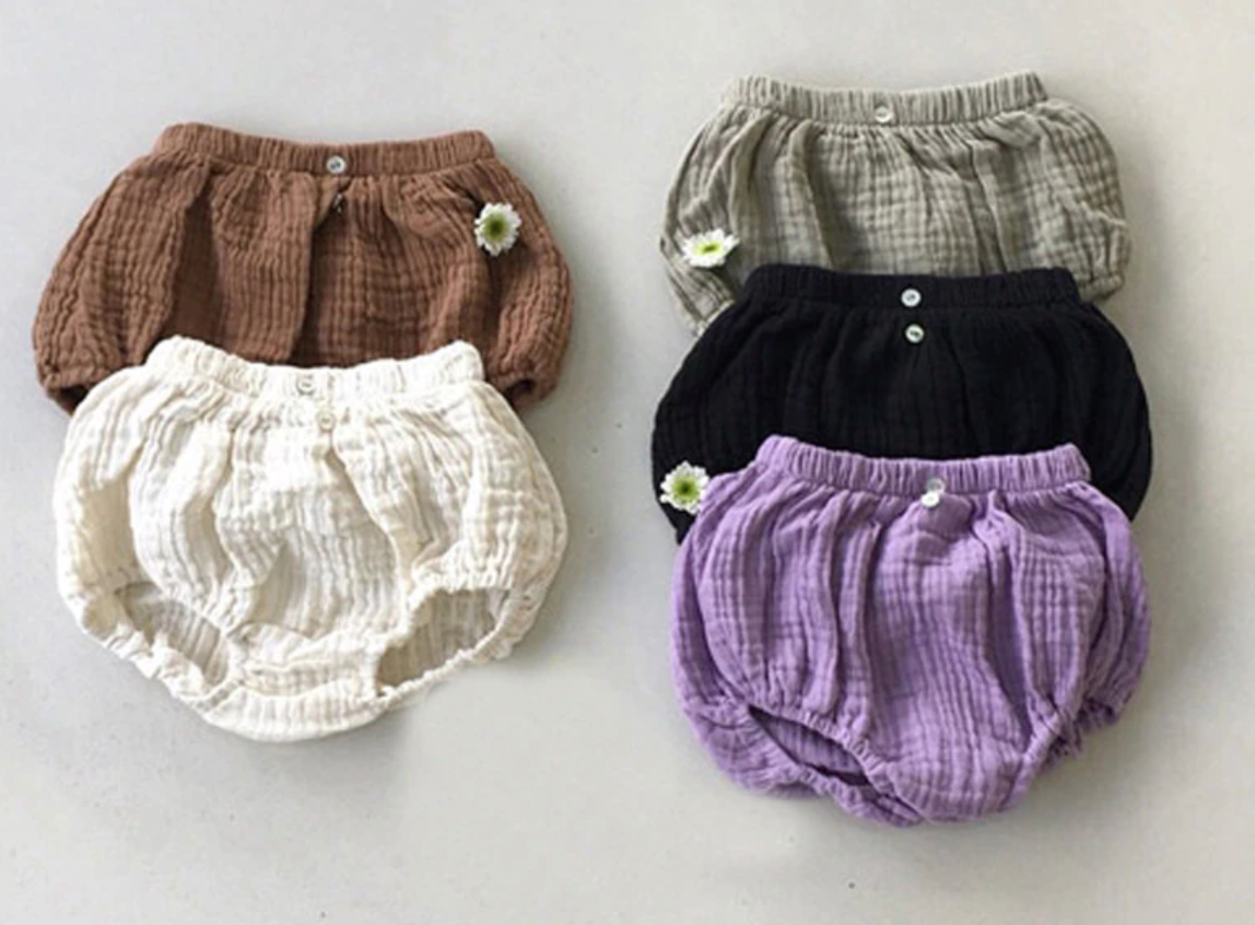 Bloomers – Ali Specials